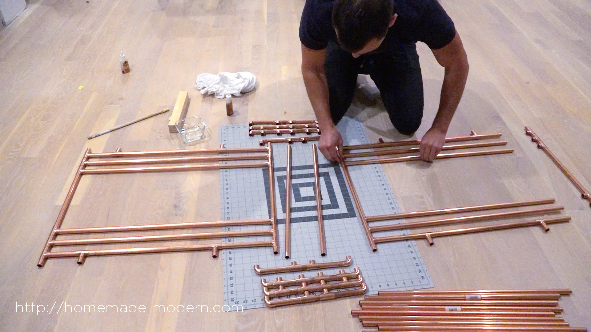 HomeMade Modern EP95 DIY Wine Bar